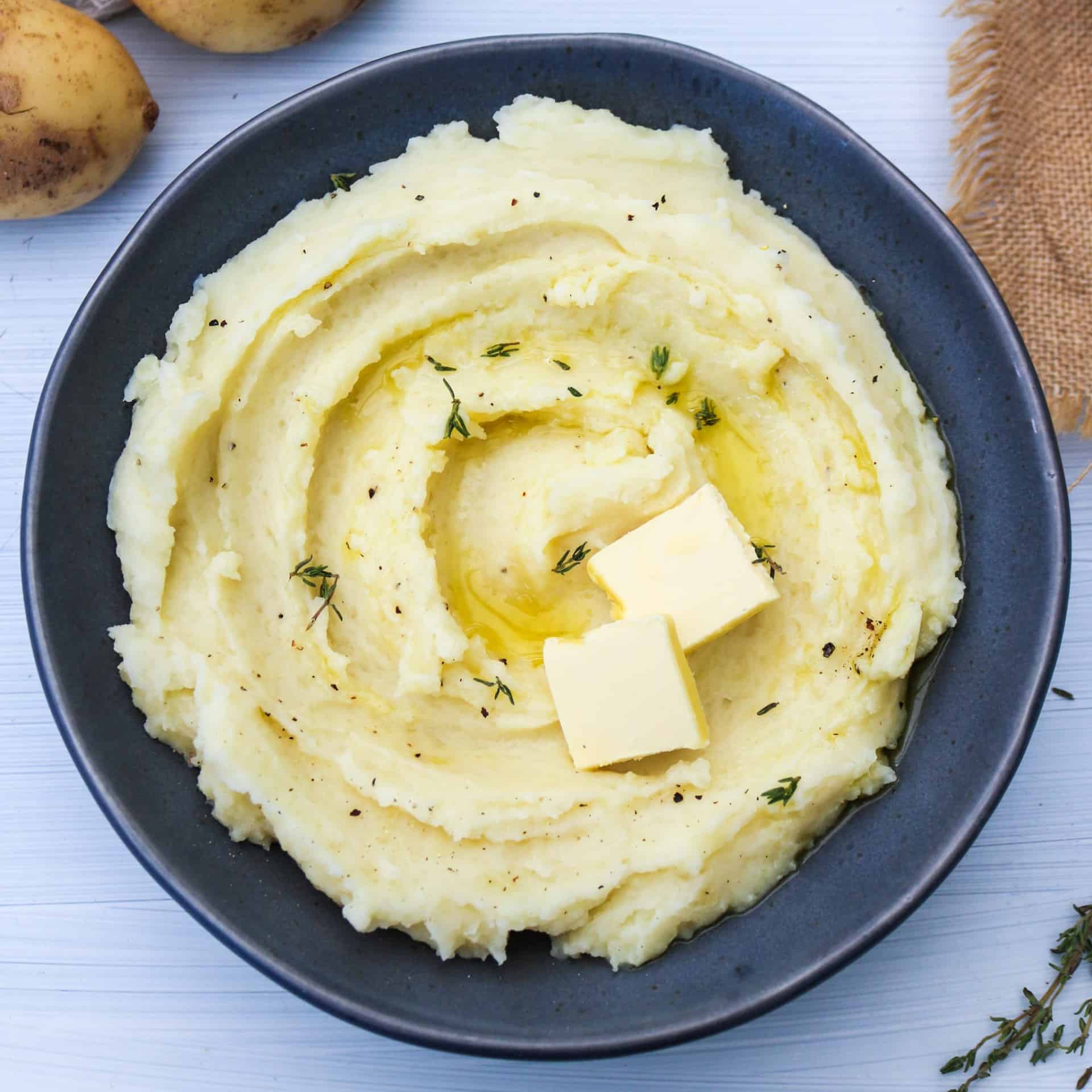 The BEST Vegan Mashed Potatoes • a Veg Taste from A to Z