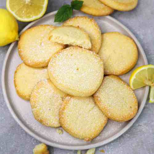Melt-in-the-mouth Vegan Lemon Shortbread Cookies • a Veg Taste from A to Z